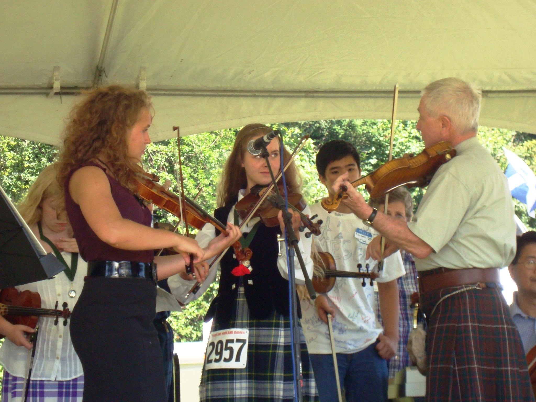 Fiddling Contest in Oregon | Northwest Scottish Fiddlers